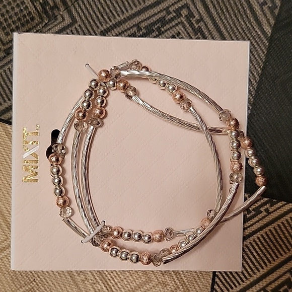 Jewelry | Giveaway | Poshmark